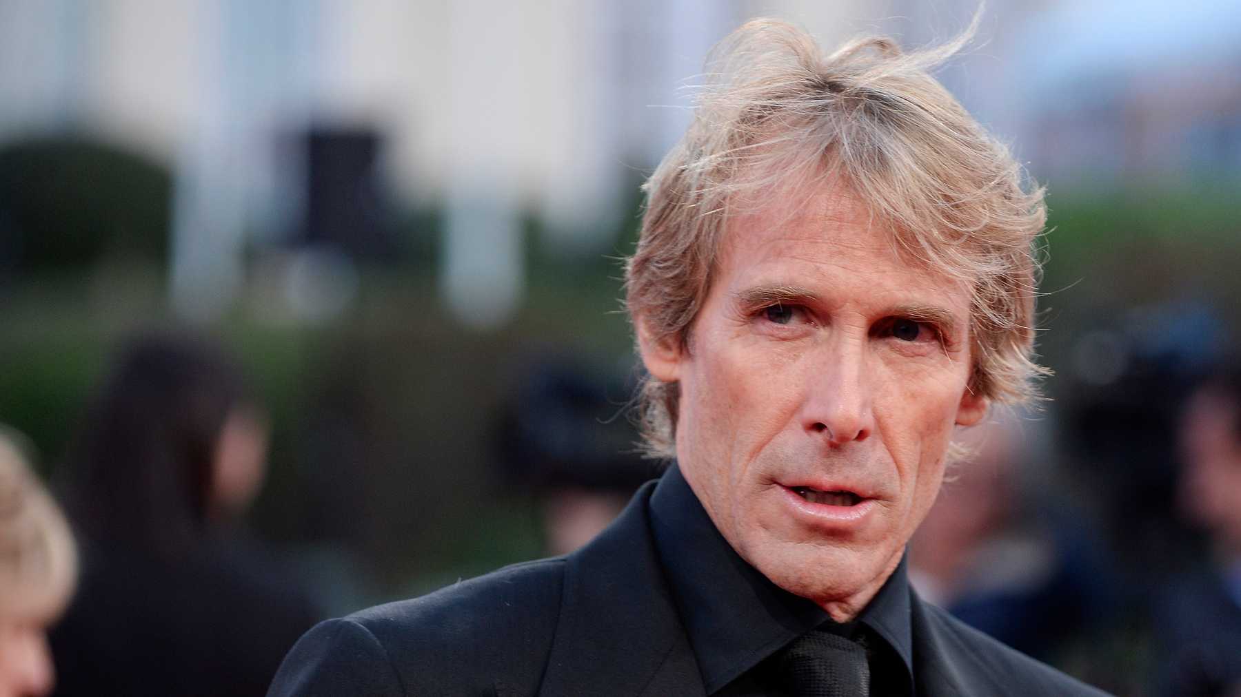 Michael Bay avoue être le réalisateur à l'origine de l'année 2020